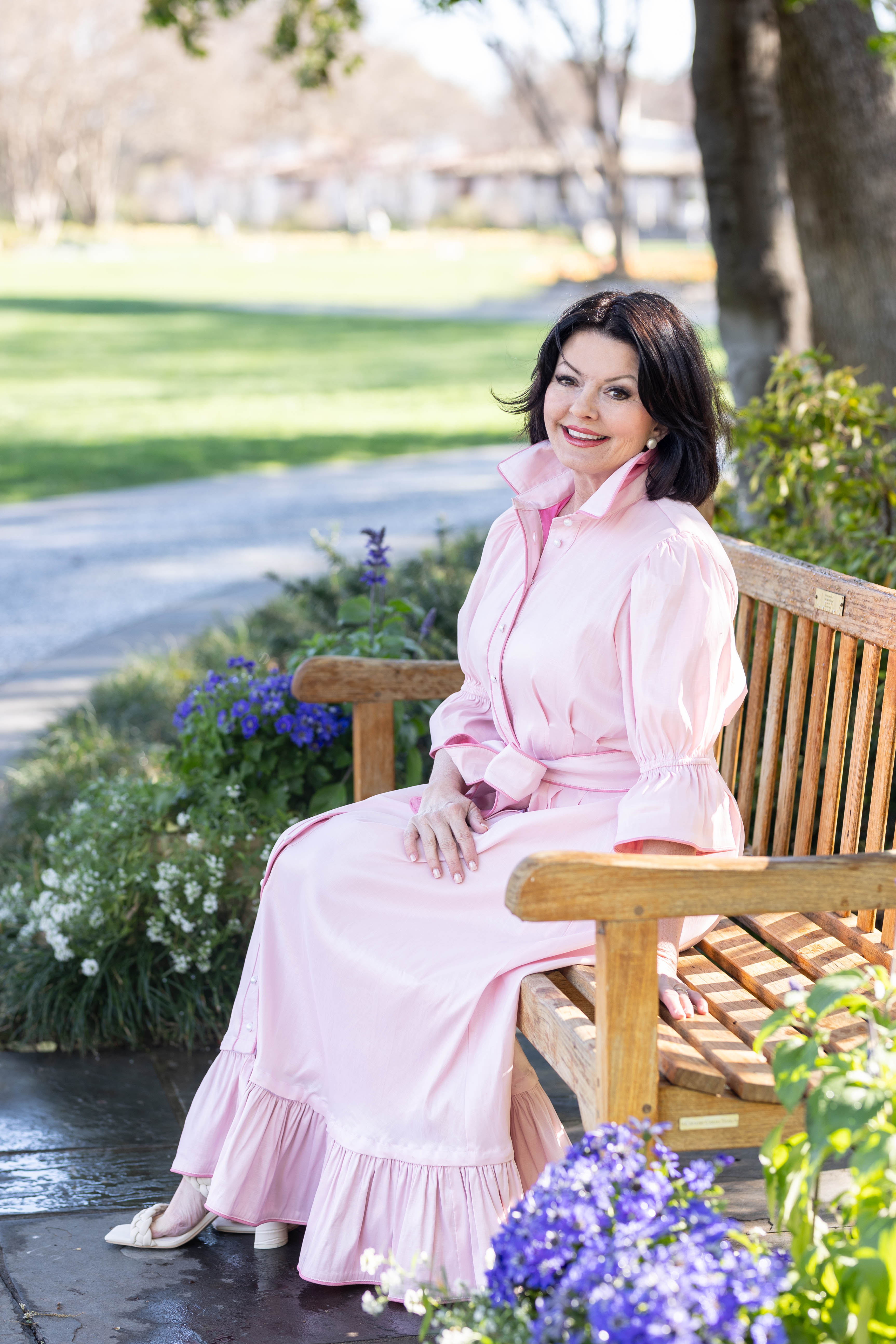 The Origin of the Carol Dress: A Story of Elegance and Versatility ...
