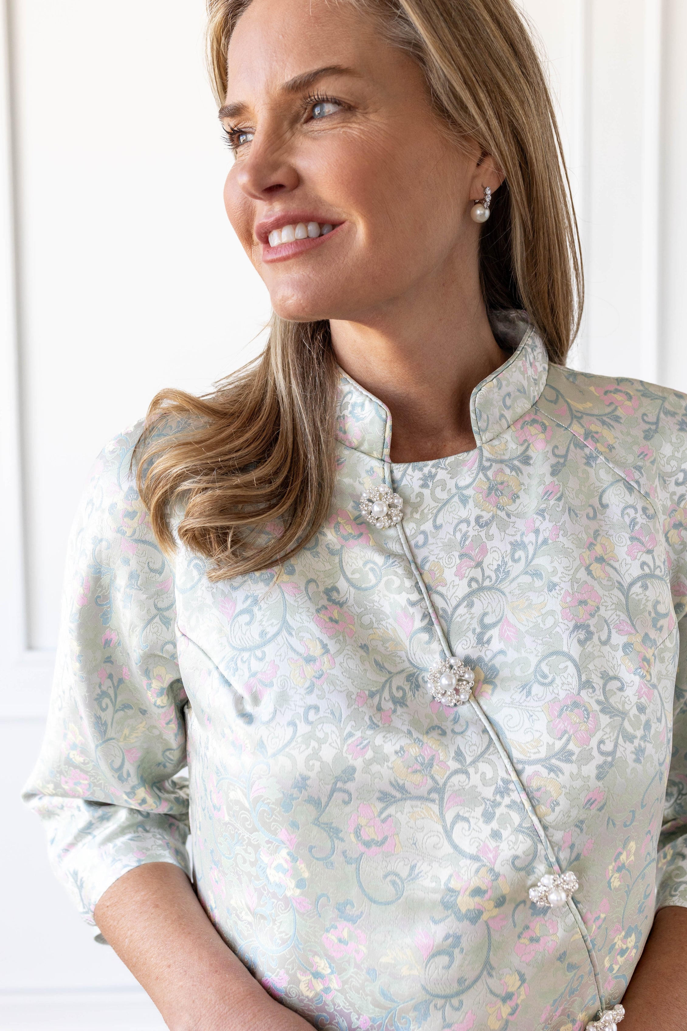 Sybil Dress – Floral 1960s-Inspired Shift Dress with Stand-Up Collar ...